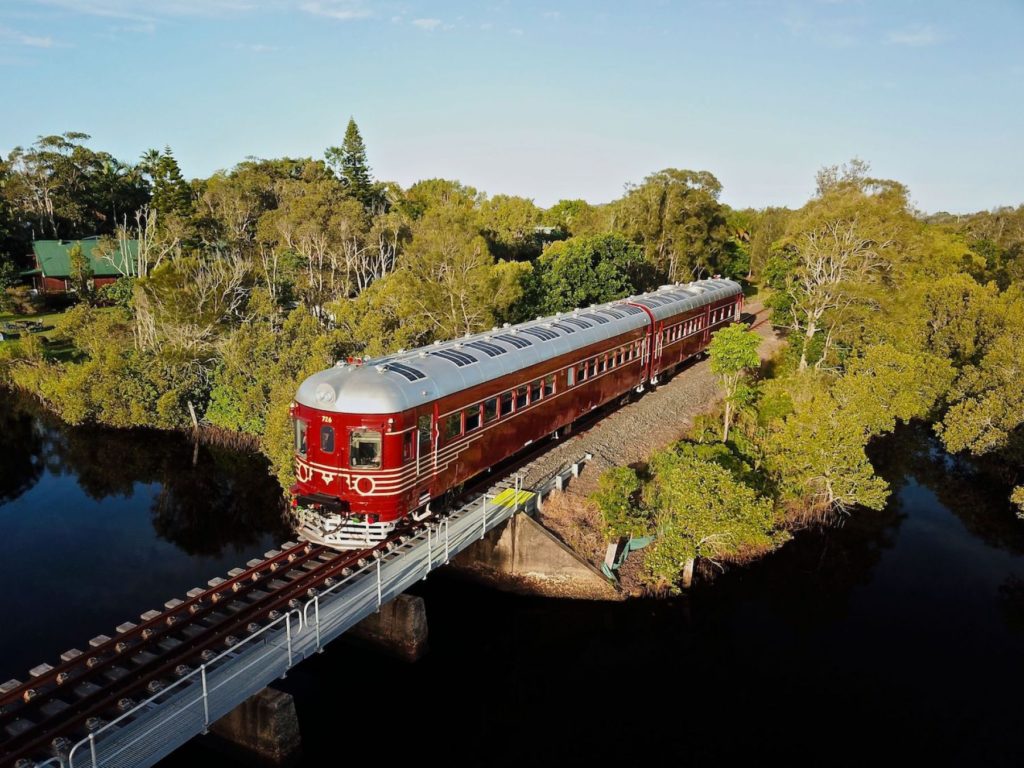 Primeiro trem totalmente movido a energia solar do mundo - Conexão Boas ...